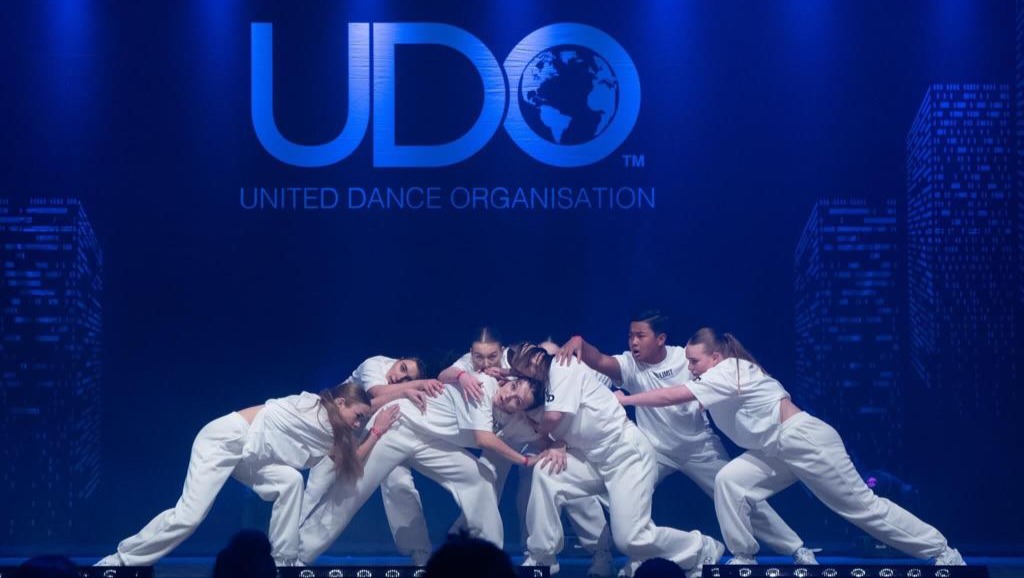 Fundraiser by Merlin Hut : Help No Limit van Dance Devotion naar het EK