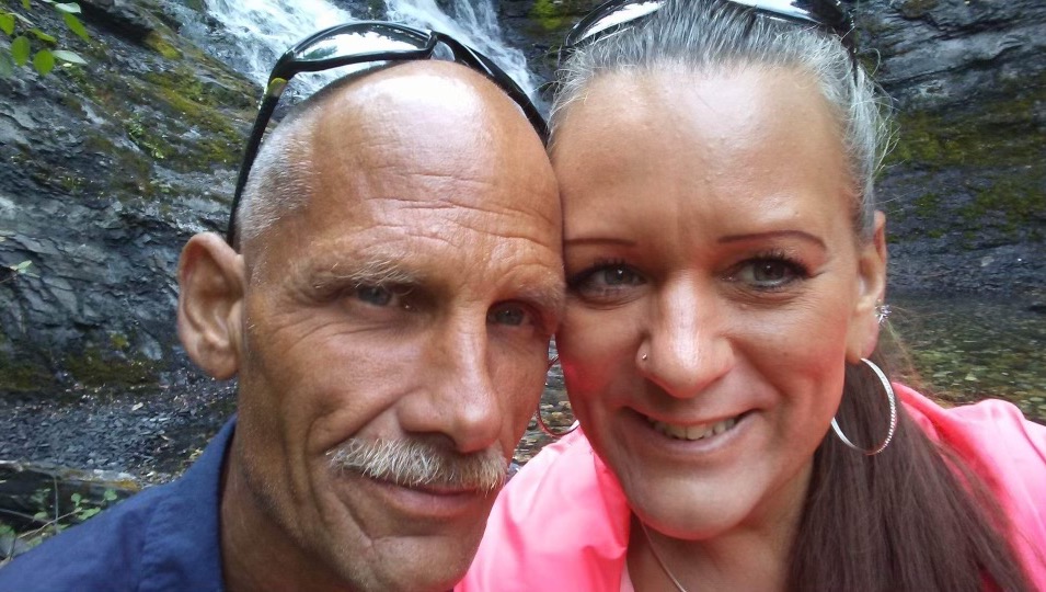 Fundraiser for Christine Olinger by Leslie Arthur : Tony Sisk