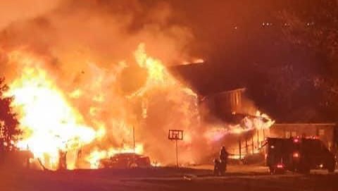 Fundraiser for Mandi Moore by Jami Robinson : Family Lost Everything in ...