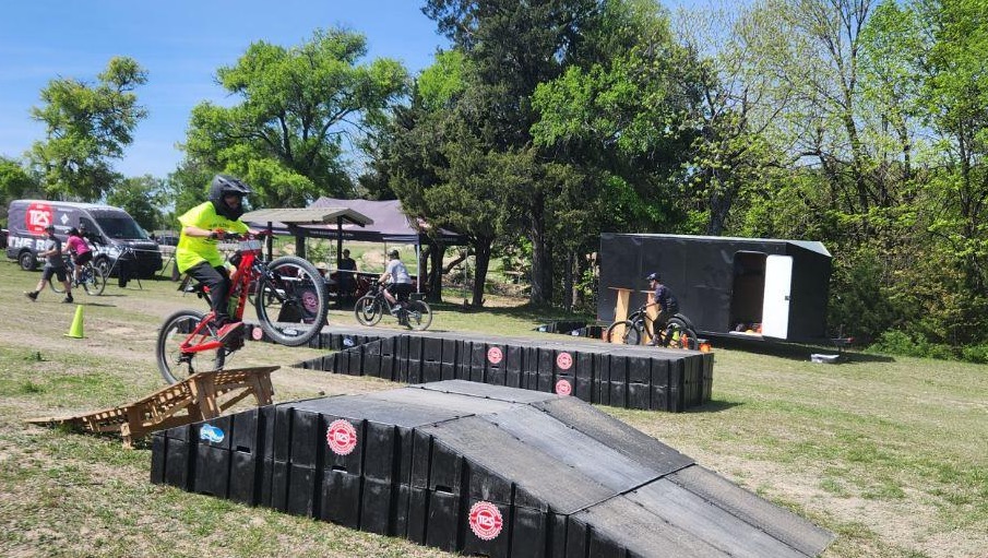 Fundraiser for Christine Birchall by Rachel Fulfer : Arlo and Christine ...