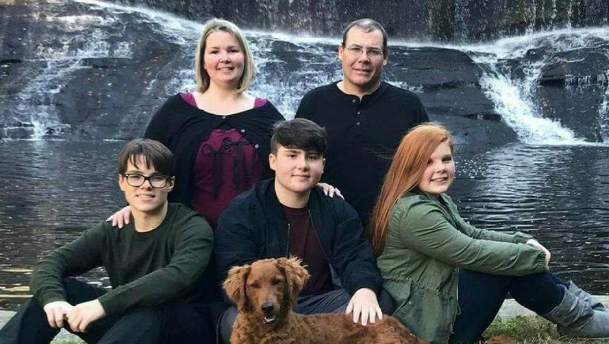 Fundraiser for Heather Schofield by Victoria Boles : Support The Schofields