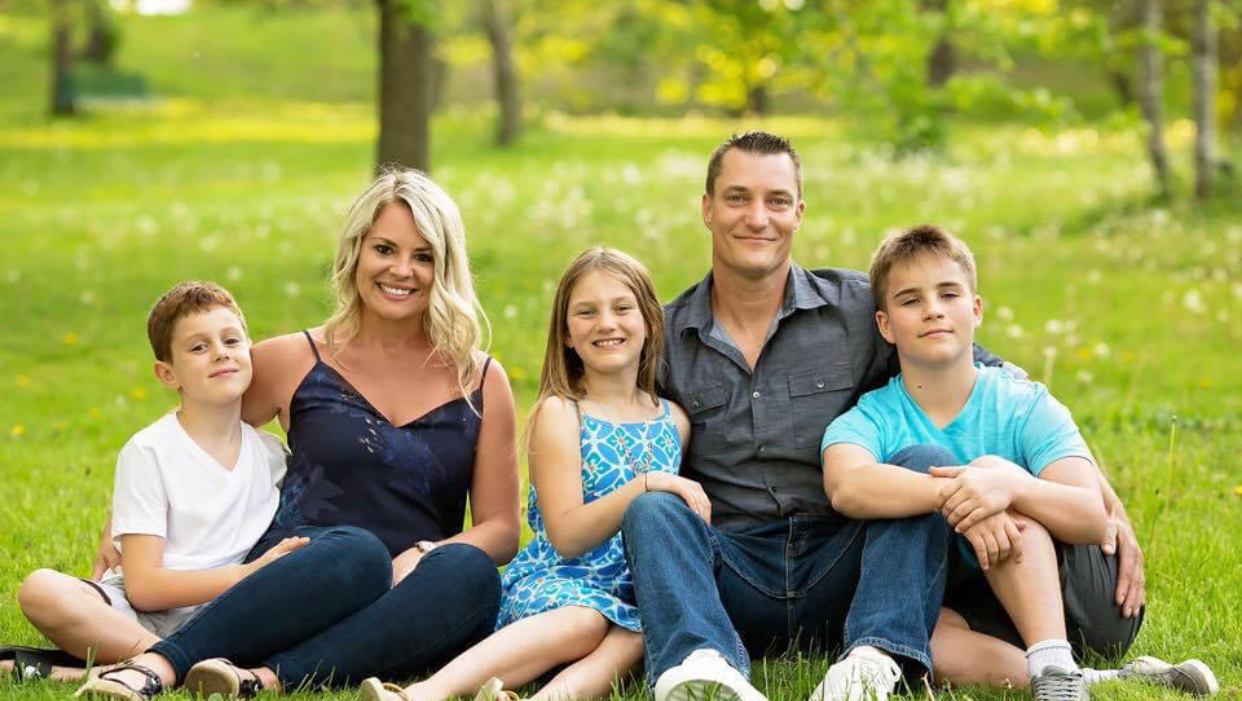 Fundraiser for Amanda Koops by Janet Cheyne : The Koops family