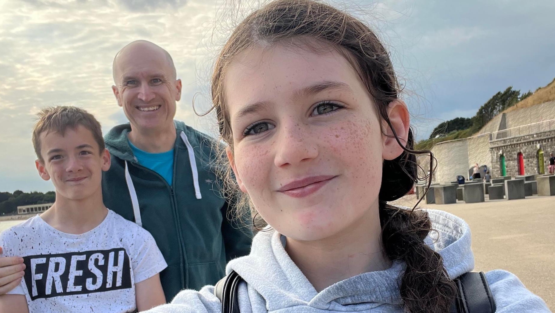 Fundraiser for Laura Smith by Jonathan Barratt : Marc’s three children ...