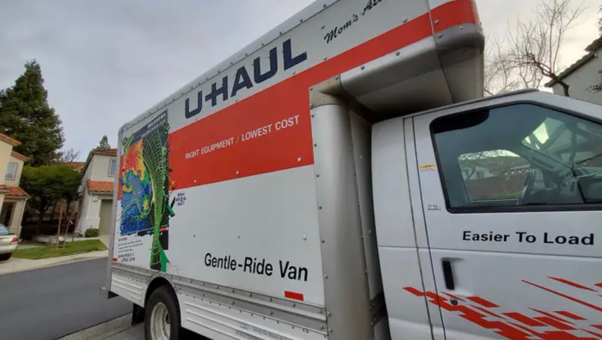 Fundraiser by Théa Cosson : Stolen uHaul with everything we own