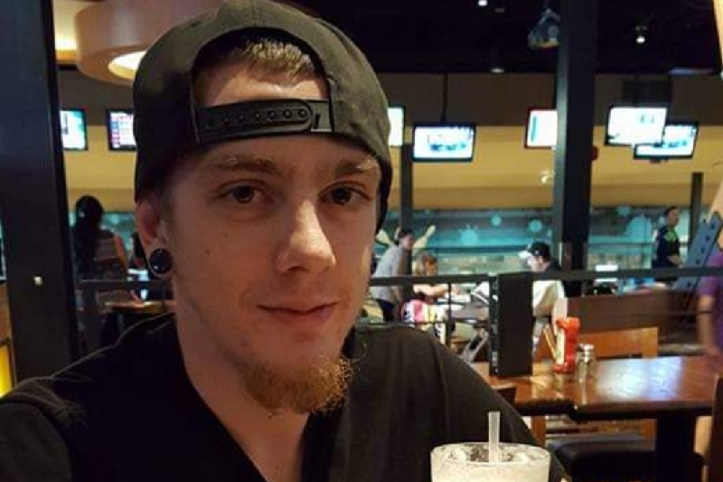 Fundraiser by Faith Hardy : Zachary Saxon-Russell Davis- Loving Father