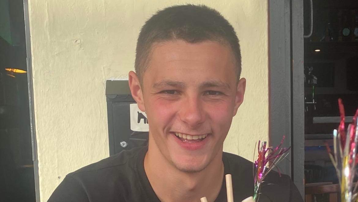 Fundraiser for Kelly Baxter by Sky Allan : Lewis Hay