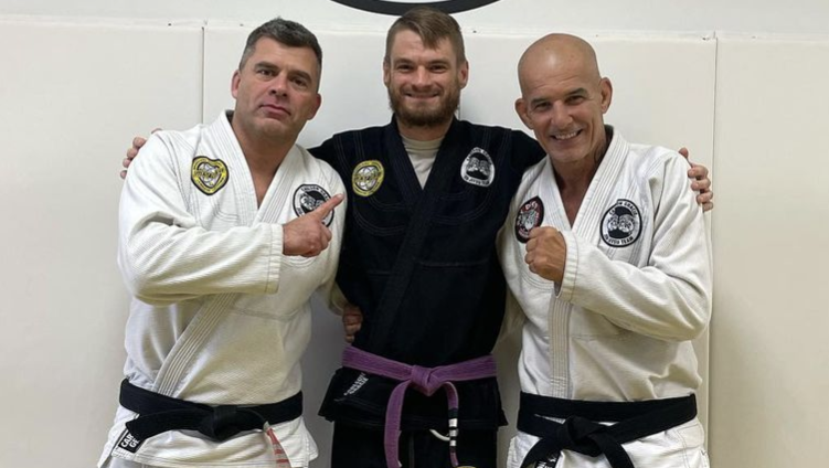 Fundraiser by Derek Rotondo : Evan's dislocated knee medical bills