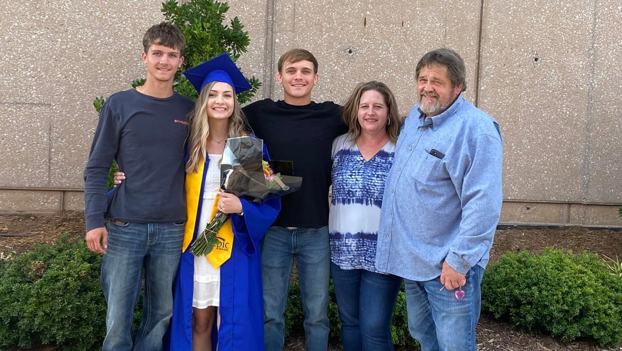 Fundraiser for Tamara Farrell by Bailey Mackey : Jonah Farrell