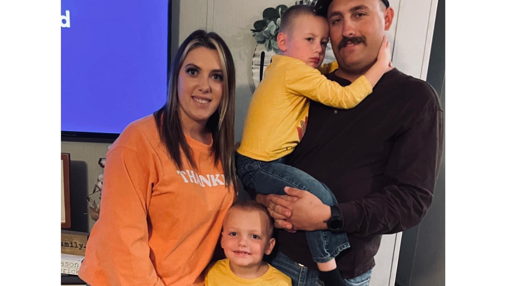 Fundraiser for Taylor Sneed by Daniell Mines : Bobby & Taylor Mueller