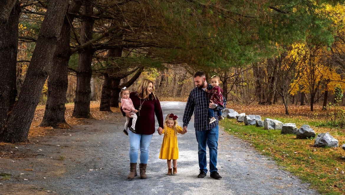 Fundraiser for Ginger Thatcher by Shannon Hepp : Carson Davenport