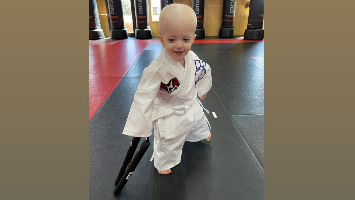 Fundraiser for Kevin Kluckhohn by Wendy Butcher-Hammett : Kensley Strong