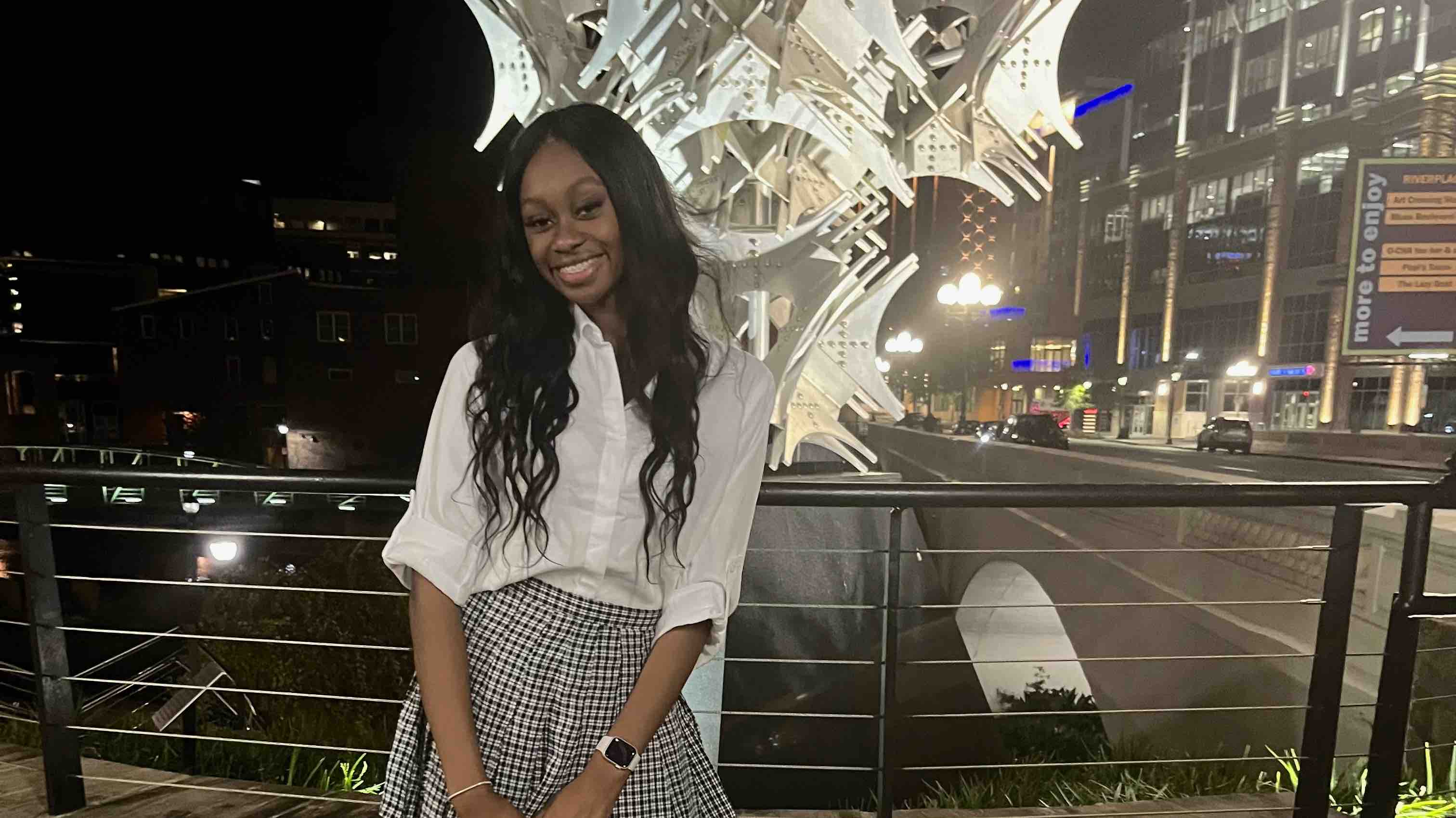 Fundraiser by Jania Smalls : Studying Abroad