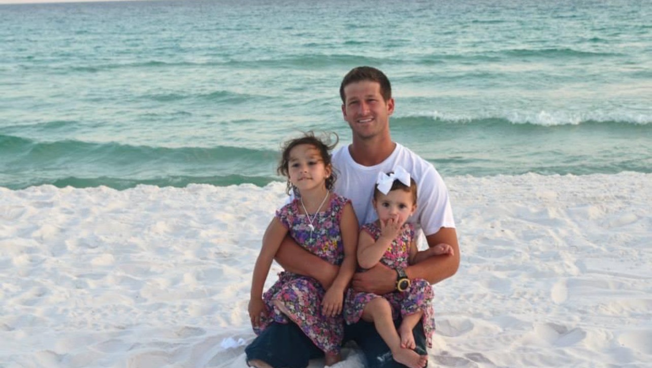 Fundraiser for Tara Logsdon by Ryan Logsdon : Harlyn & Sawyer Life Goes On