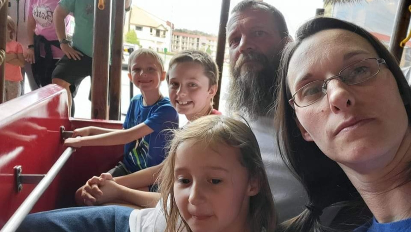 Fundraiser by Tracy Stringer : Billings Family Medical leave