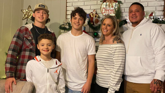 Fundraiser for Stephanie Keeter by Katie Mobley : Keeter Family