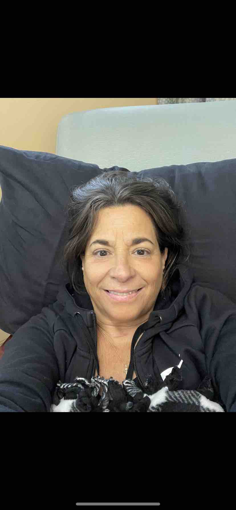 Fundraiser for Lisa Moss by Danielle Moss : My moms battle with stage 3 ...