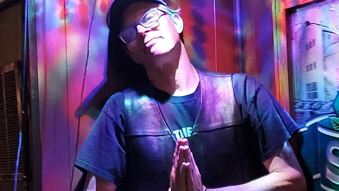 Fundraiser by Robert Tossava : My stupid hip is being eaten away by cancer.
