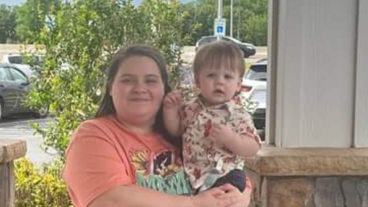 Fundraiser for Lynda Nealy by Hannah Thompson : Lynda's Chemo Treatments