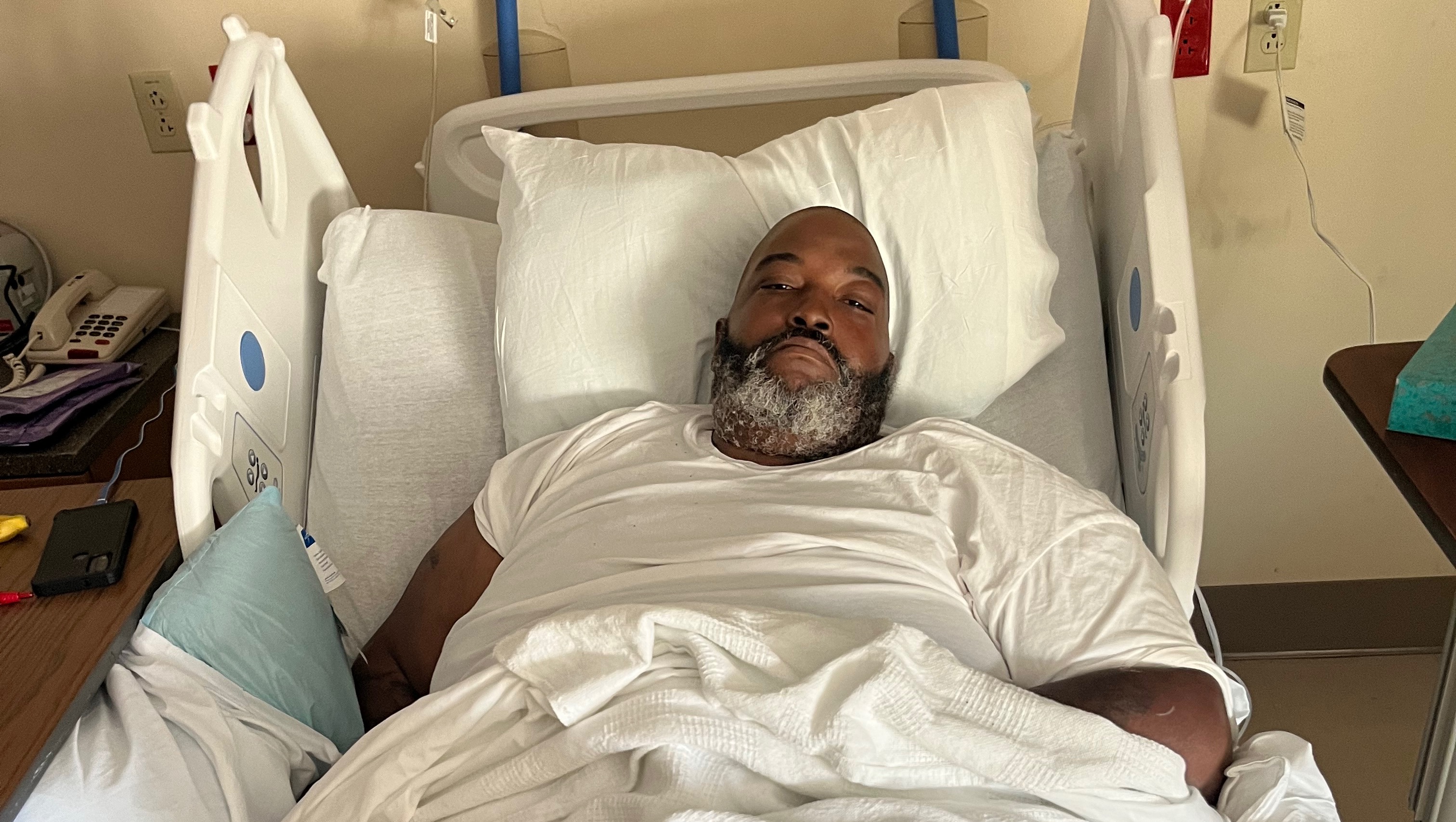 Fundraiser for Michael Cage by Latoya Tucker : Mike Kage aka BiG BeaR