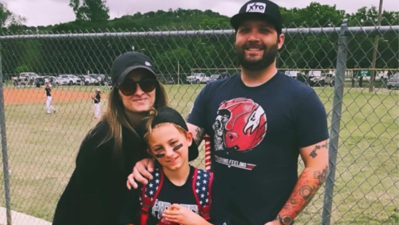 Fundraiser for Austin Russel by James Eakman : Fire takes families home!