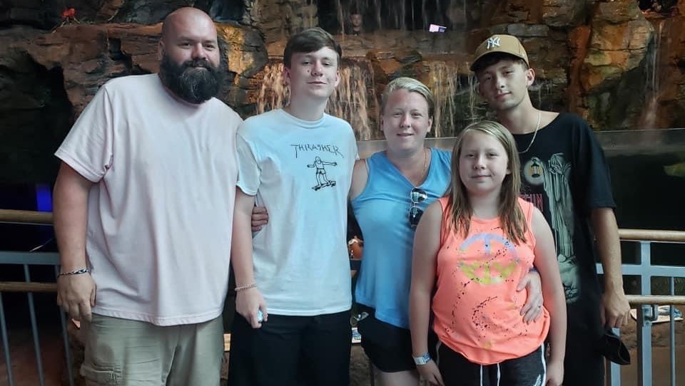 Fundraiser for Hope Mcknight by Emma Johnson : Tom Mcknight's family