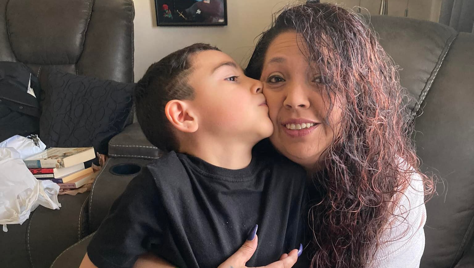 Fundraiser for Ray Nava by Alyssia Nava : Support For Lisa During Her Fight