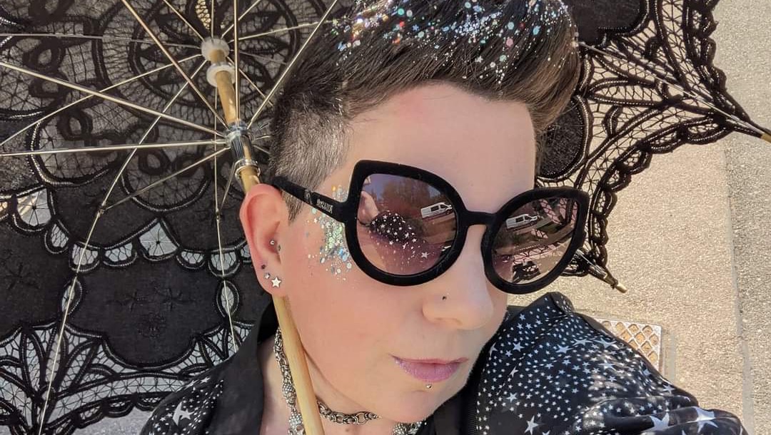 Fundraiser for Patrick Cave by Carly Diamond : Let’s help Liney make ...