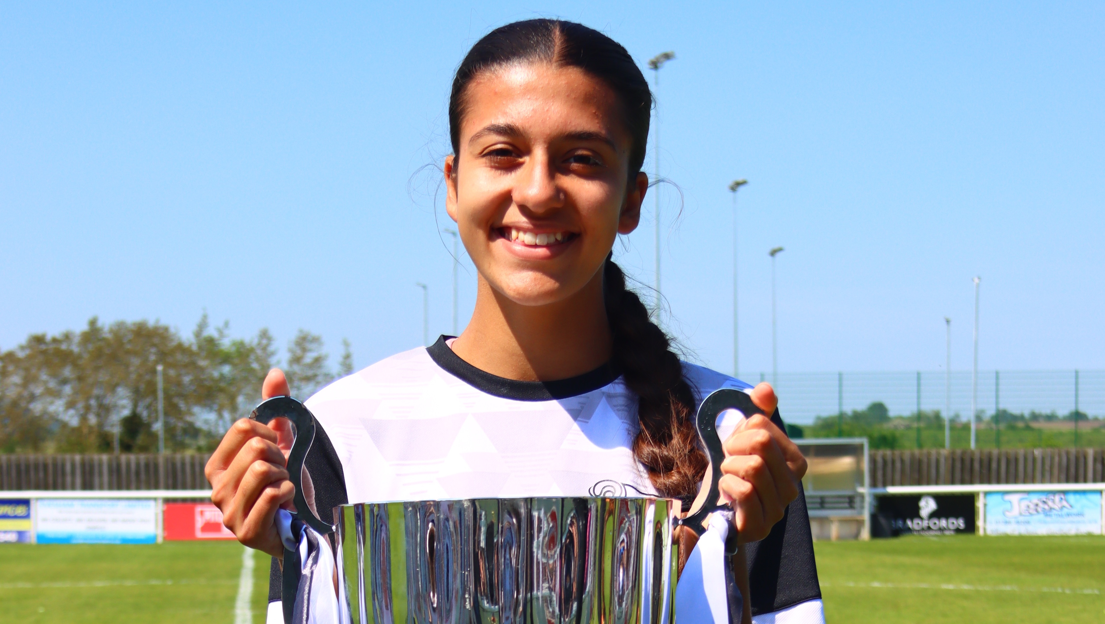 Fundraiser by Louise Singh : Can you help send Isabella to America?