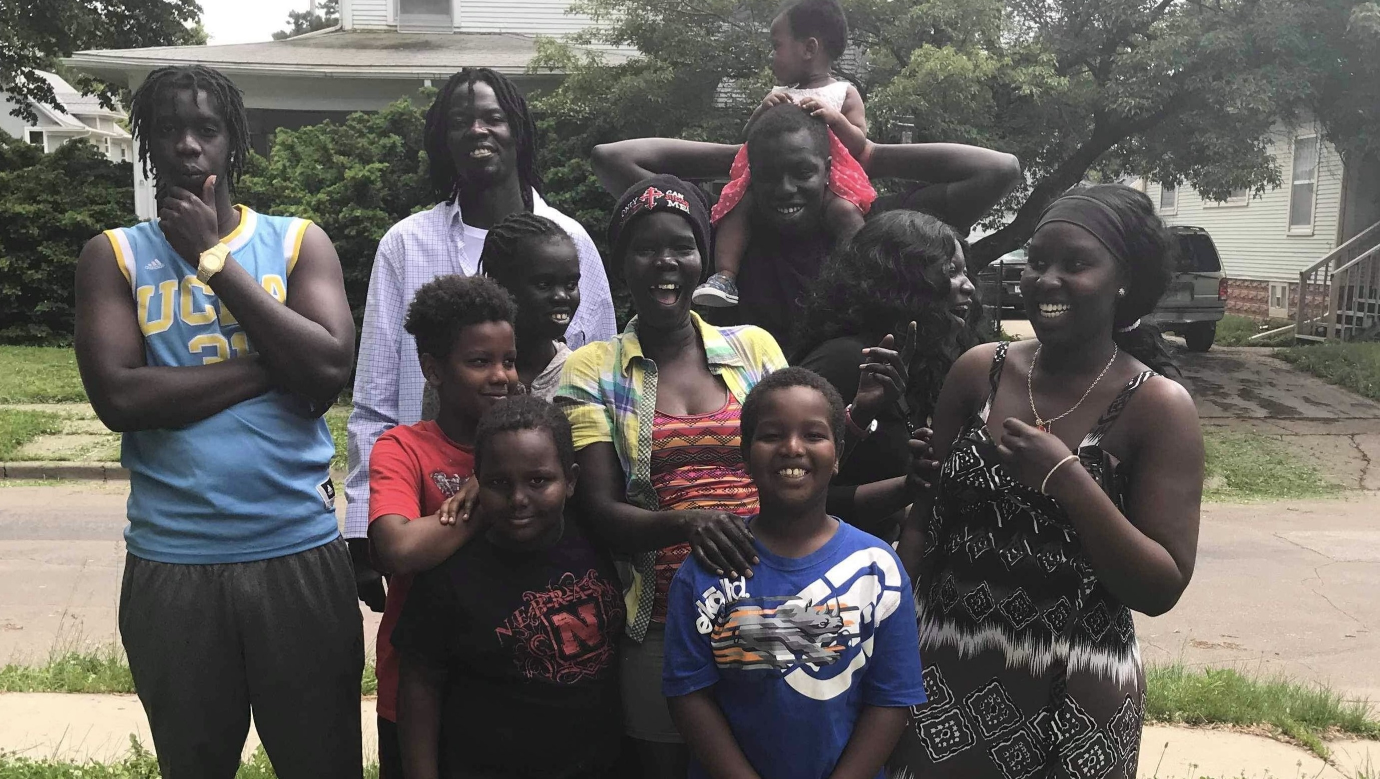 Fundraiser by Hellda Silvano : Jimmy Nyarsuk Saka