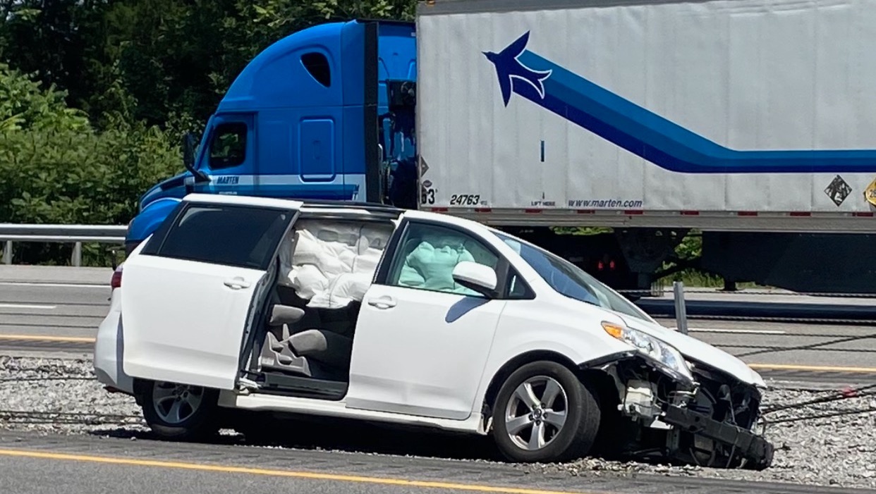 Fundraiser by Sara Hollis : Help Tommy Shelby after car accident