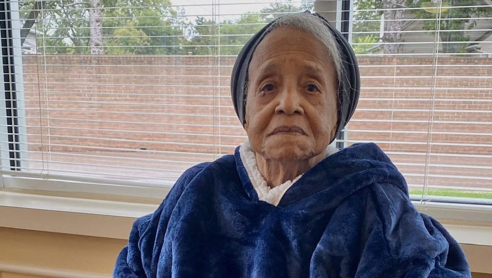 Fundraiser by Michelle Kachman : My mom, she lost her home!