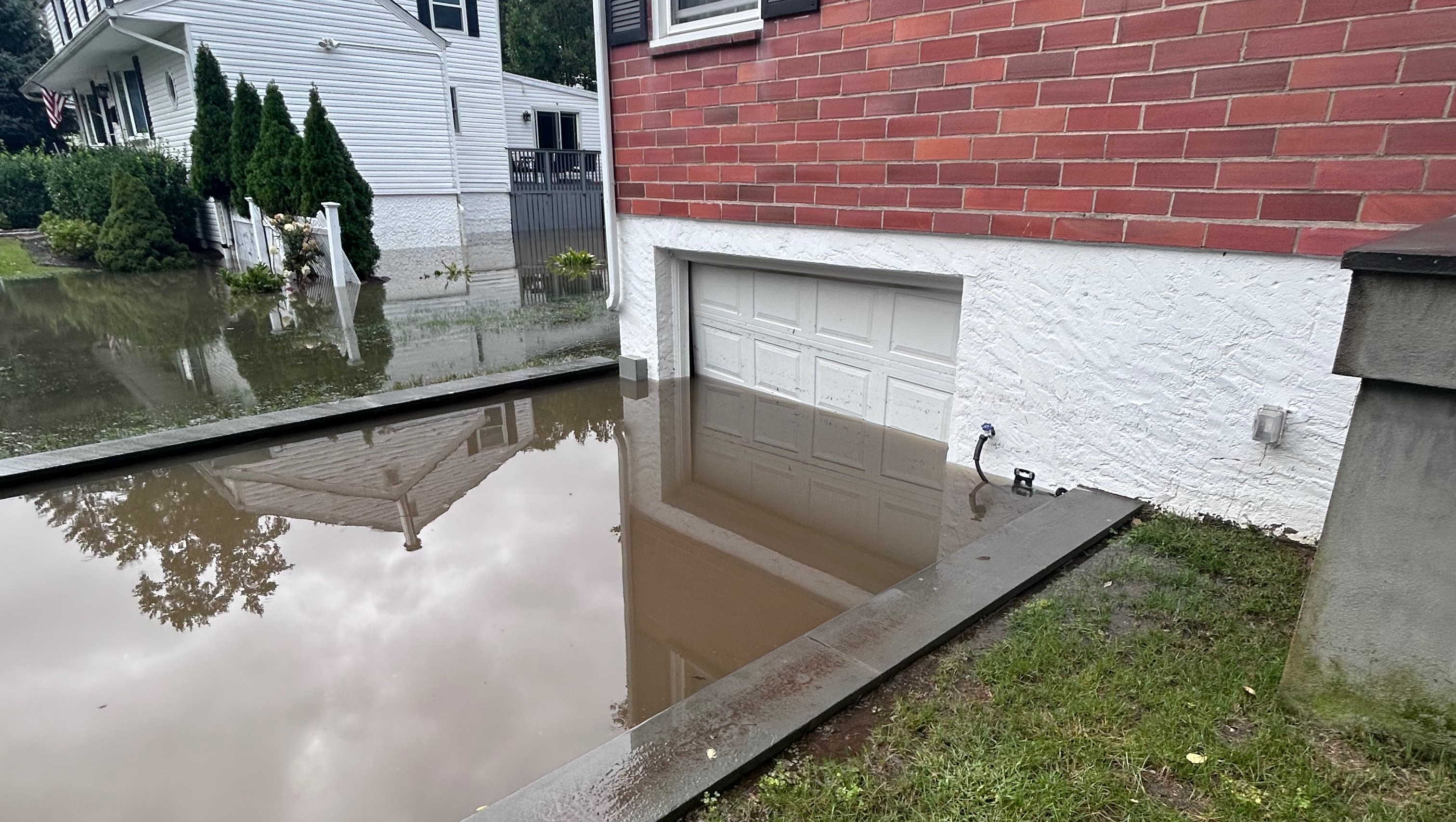 Fundraiser for Danielle Fava by Mario Aceto : Displaced Family