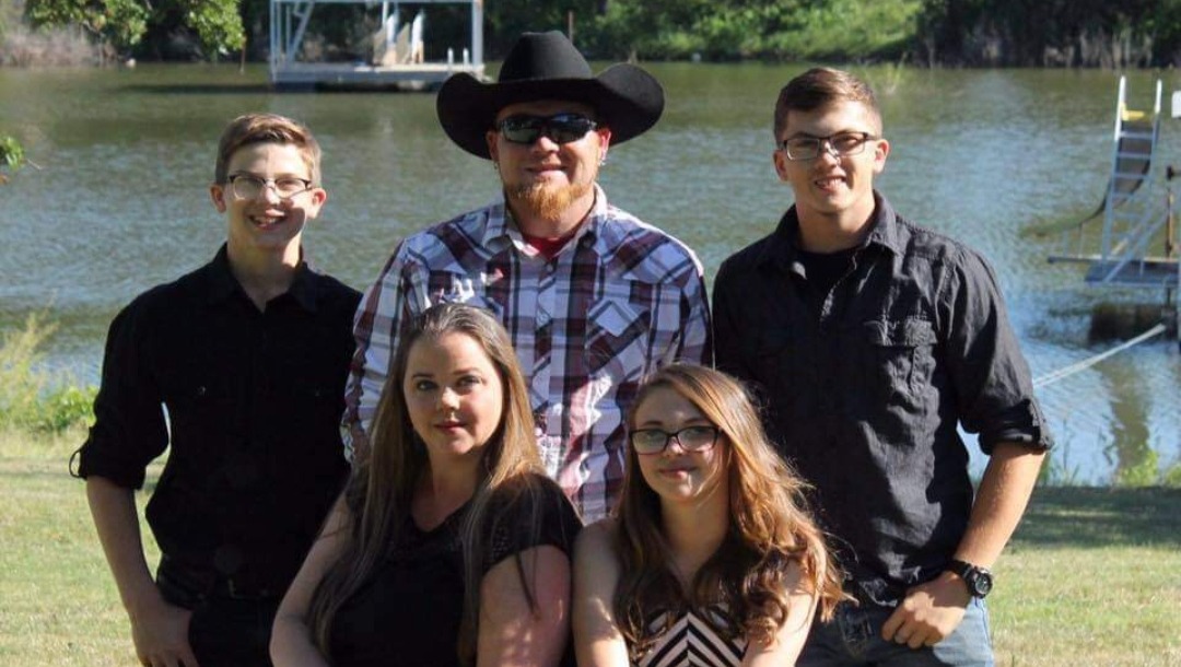 Fundraiser for Crystal Segars by Zoe Cooper : Jeremy Segars