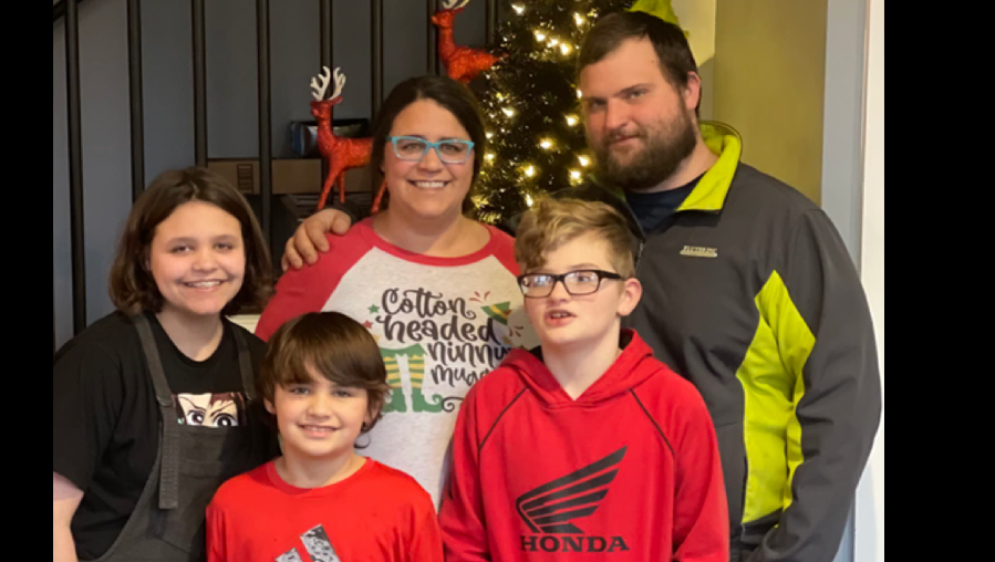 Fundraiser for Amanda Bee by Chuck Reilly : Alex Bee