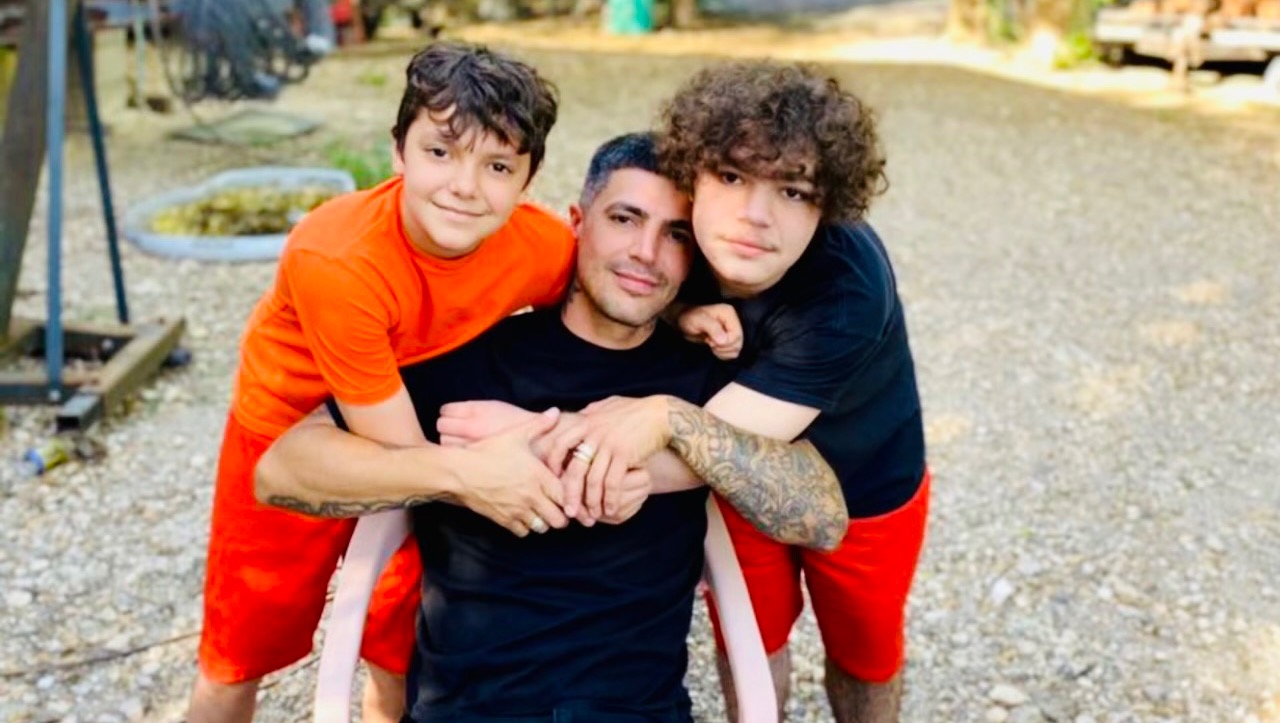 Fundraiser for Selena Longoria by Rosi Becerra : Dominic Rendon