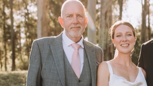 Fundraiser by Madeleine Conn : Shaving my mane to raise money for brains