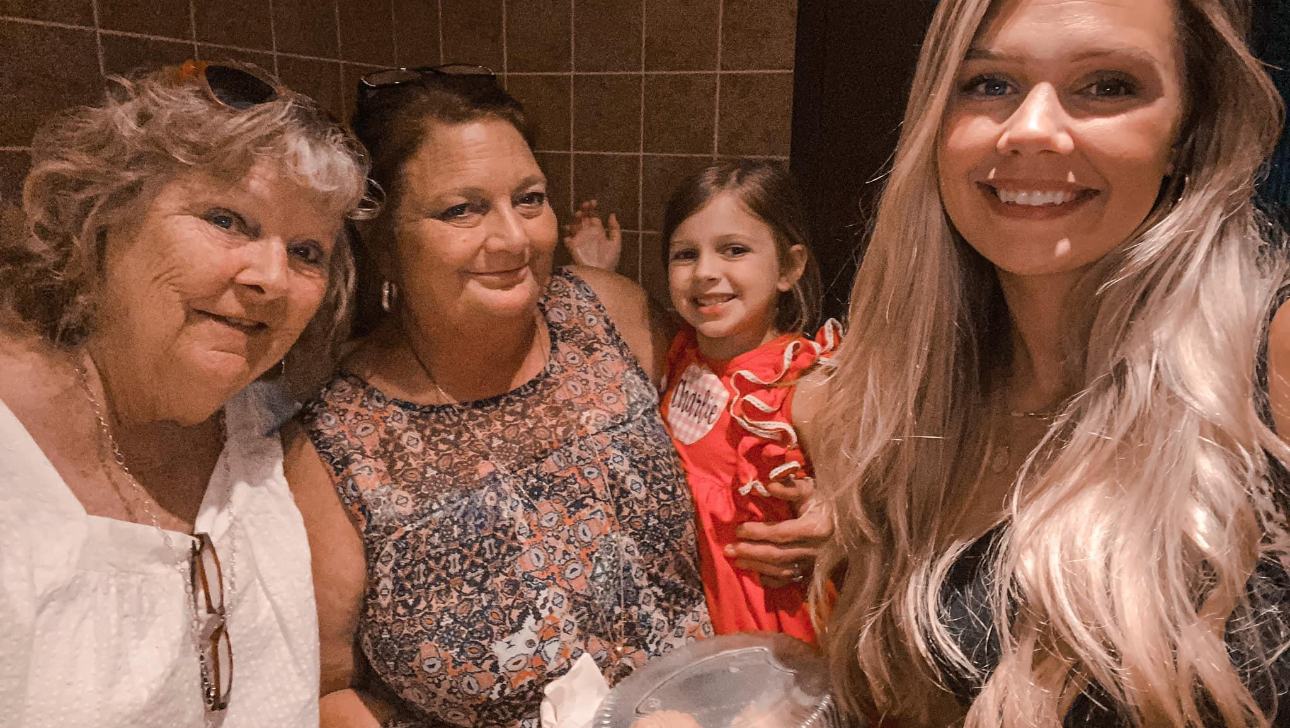 Fundraiser by Samantha Shelton : Donate in memory of Lisa Dutton