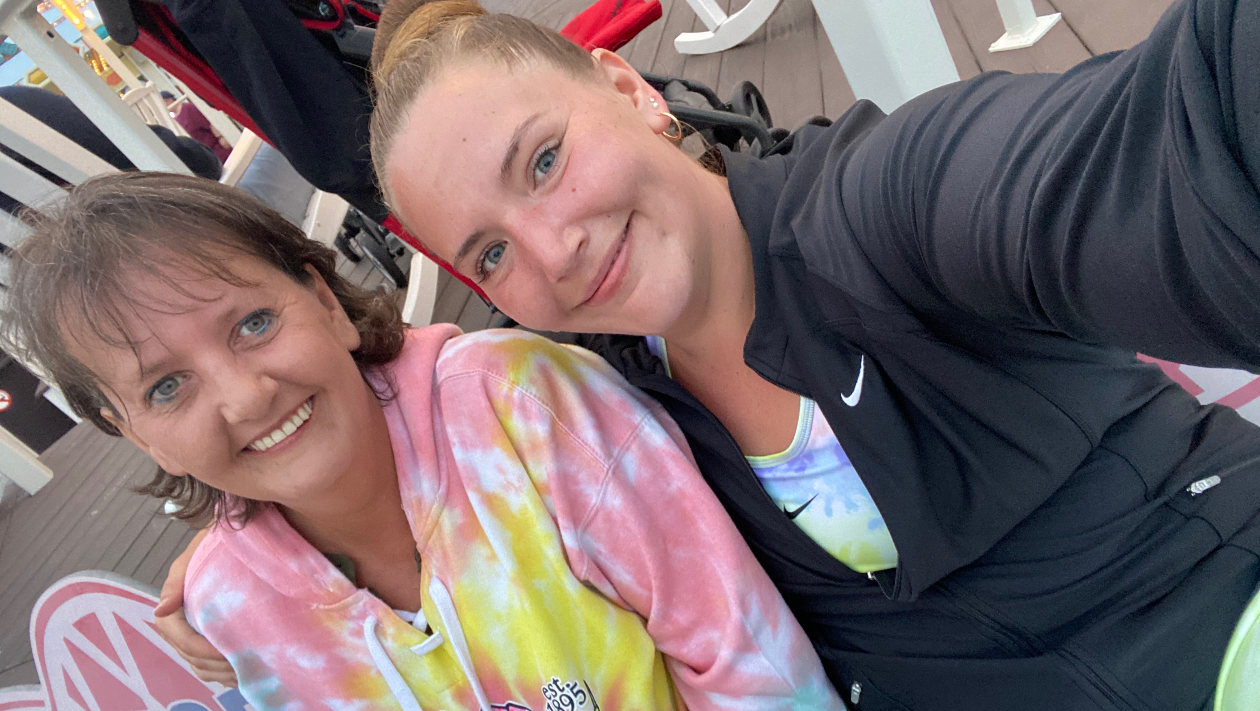 Fundraiser by Tara Burnham : Cremation and financial expenses, Holly ...