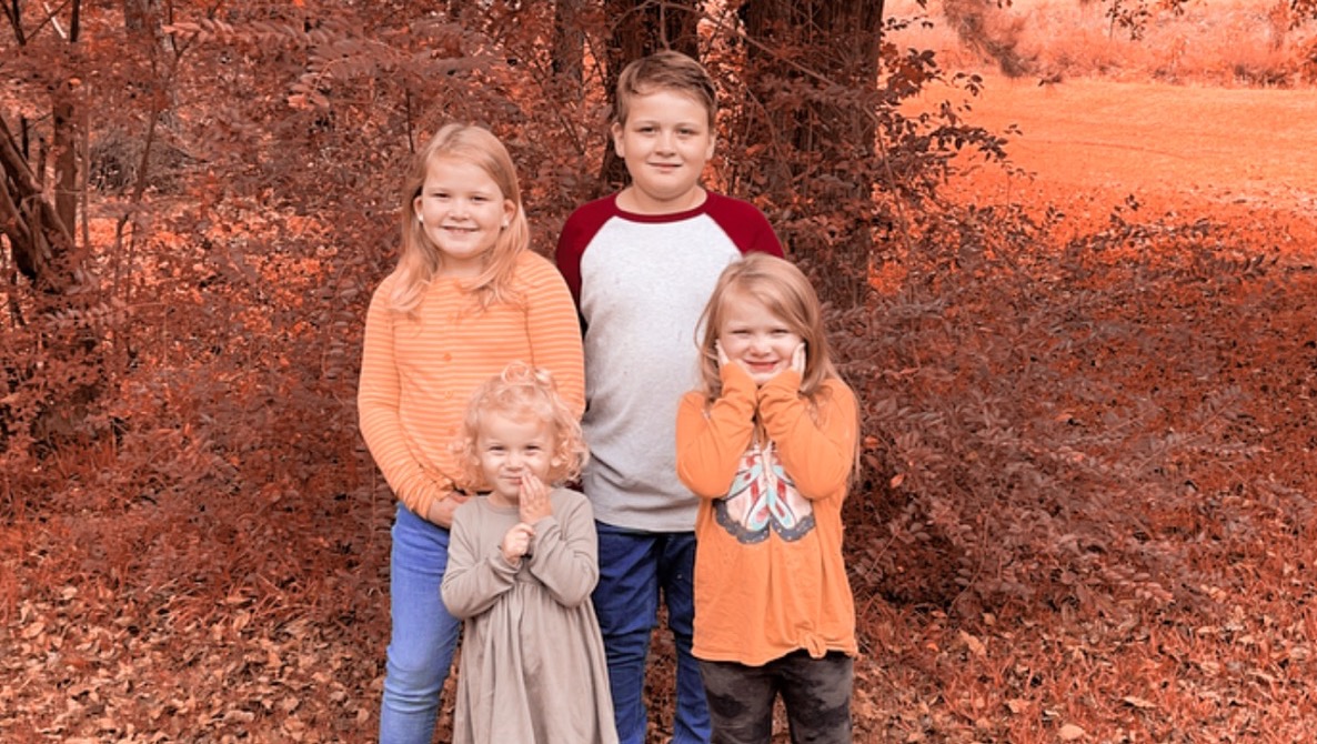 Fundraiser by Hayley Higgins : Help us not lose our home