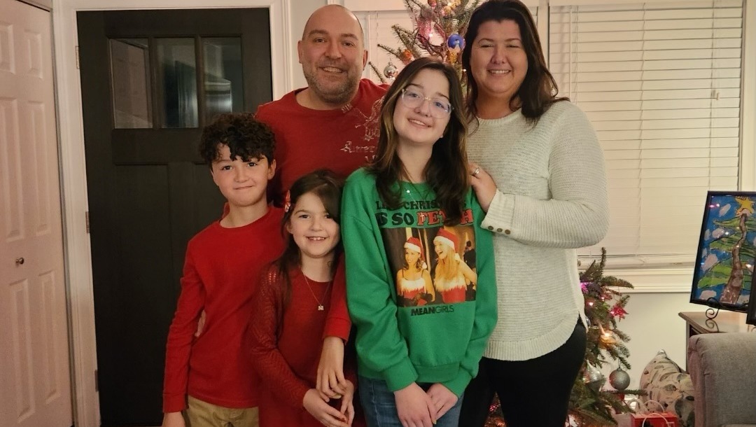 Fundraiser for Bradley Embry by Jesica Kirtley : Brad Embry and 3 Children