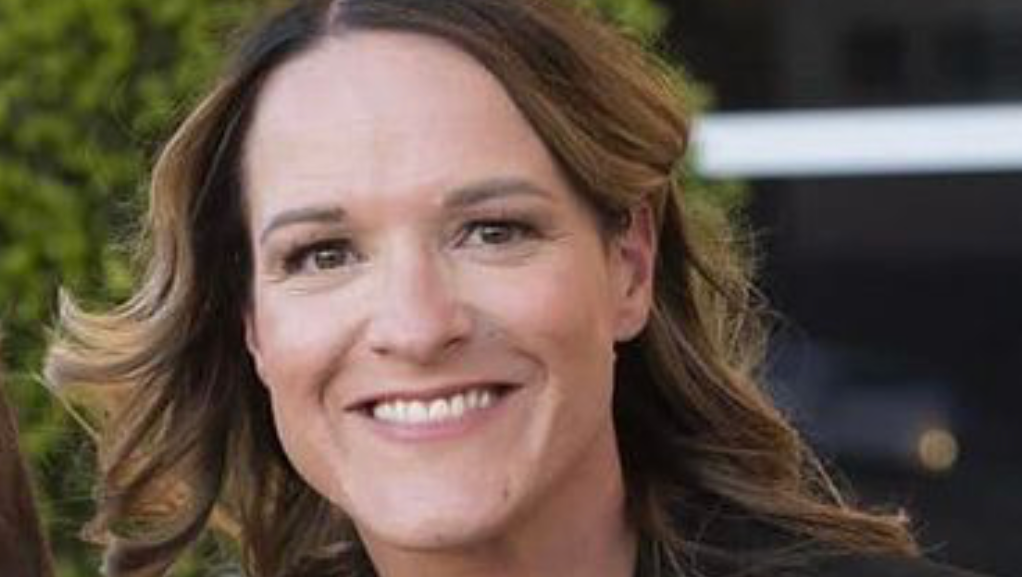 Fundraiser by Christopher Green : Jennifer McGill with bill expenses