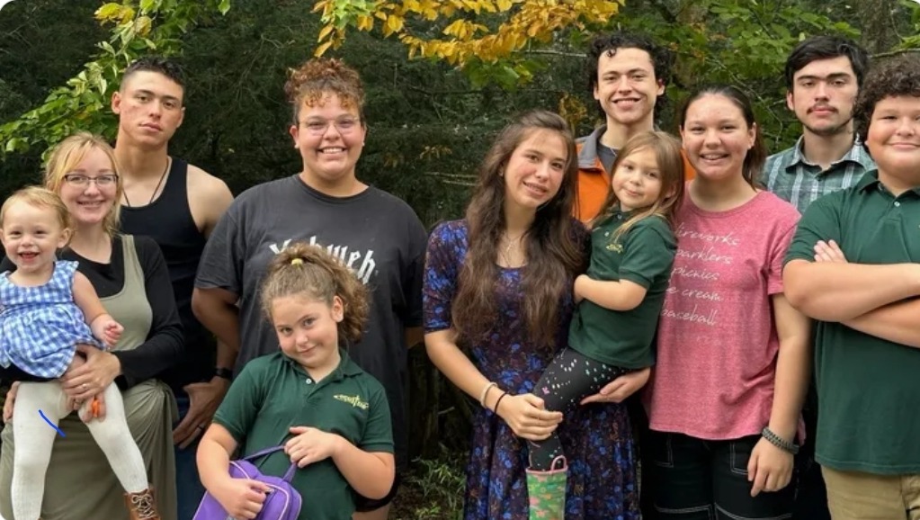 Fundraiser for Aja Thompson by Kayleigh Willett : Thompson's family