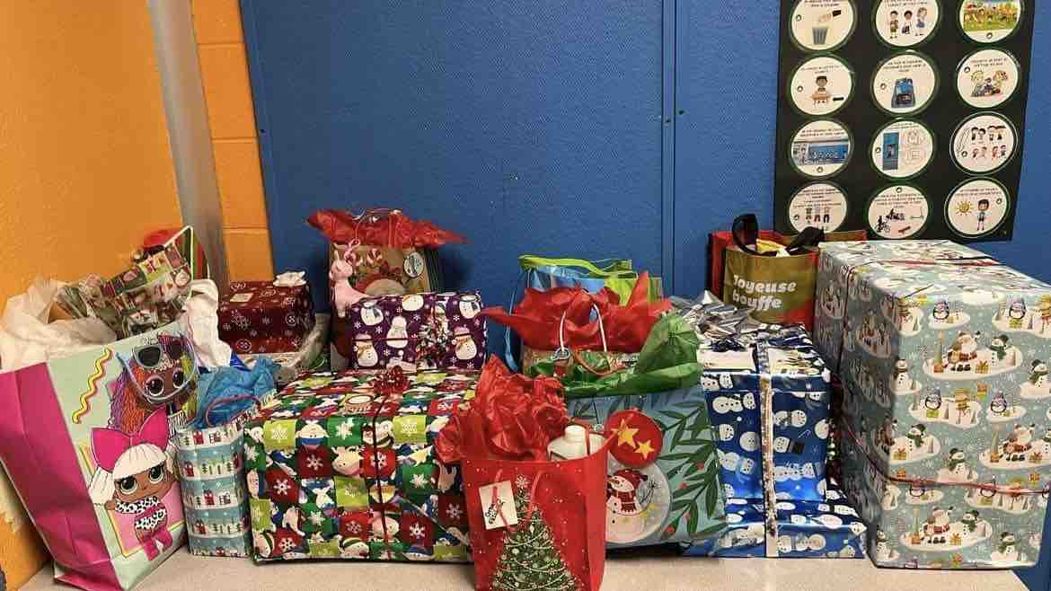 Fundraiser by Mathieu Desroches : Paniers de Noël - École des Mésanges ...