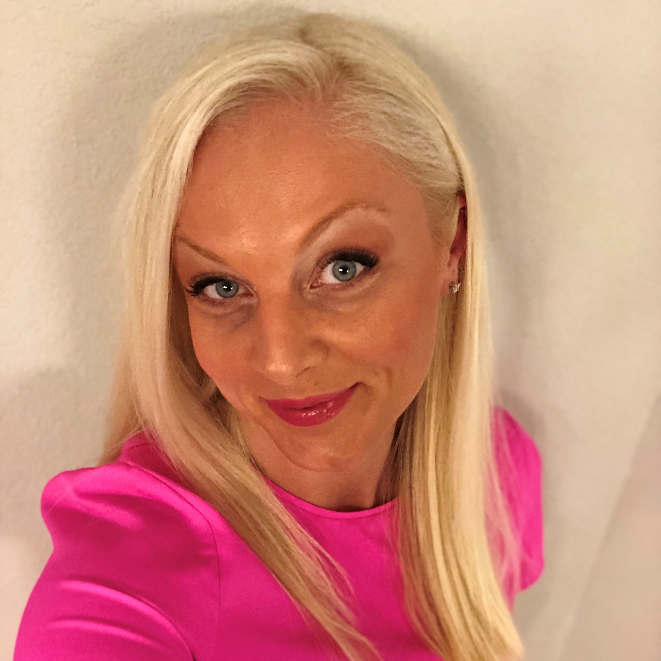 Fundraiser by Katia Filina : Help Elza fight Breast Cancer!