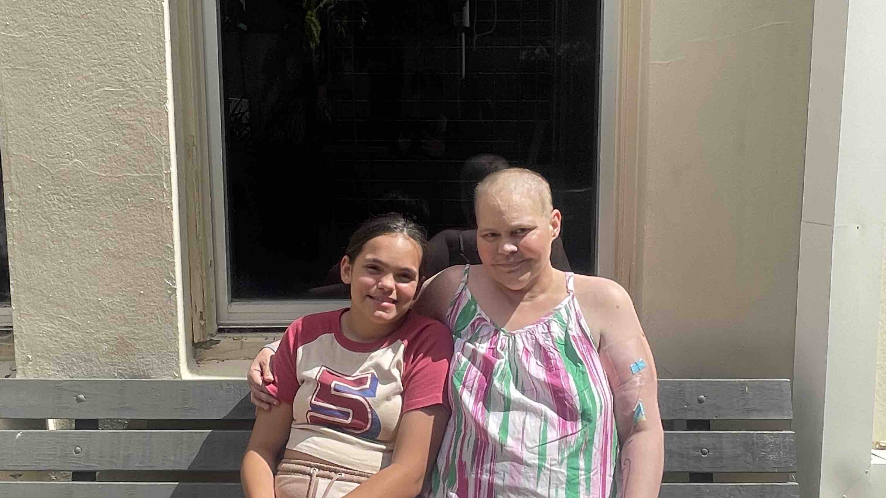 Fundraiser by Clarissa Wallace : Help Clarissa through cancer