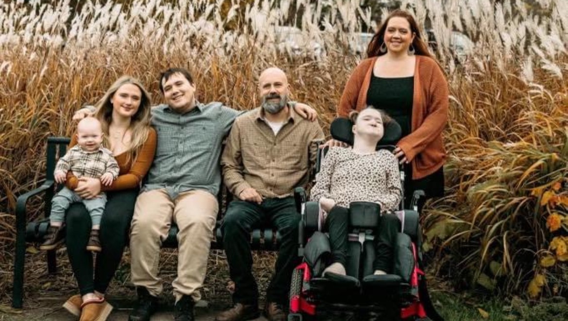 Fundraiser for Tonya Manthei by Mandy Ladd : Cover bills and hotel ...