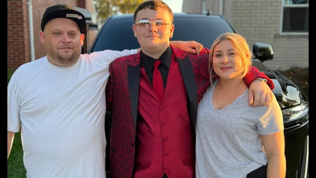 Fundraiser for Taylor Simon by Cassandra Simon : Robert Hanson