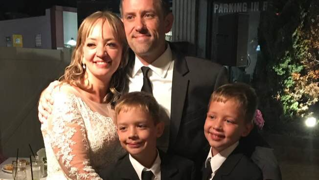 Fundraiser for Eliza Murray by Mercedes Ruehl : A Christmas Prayer