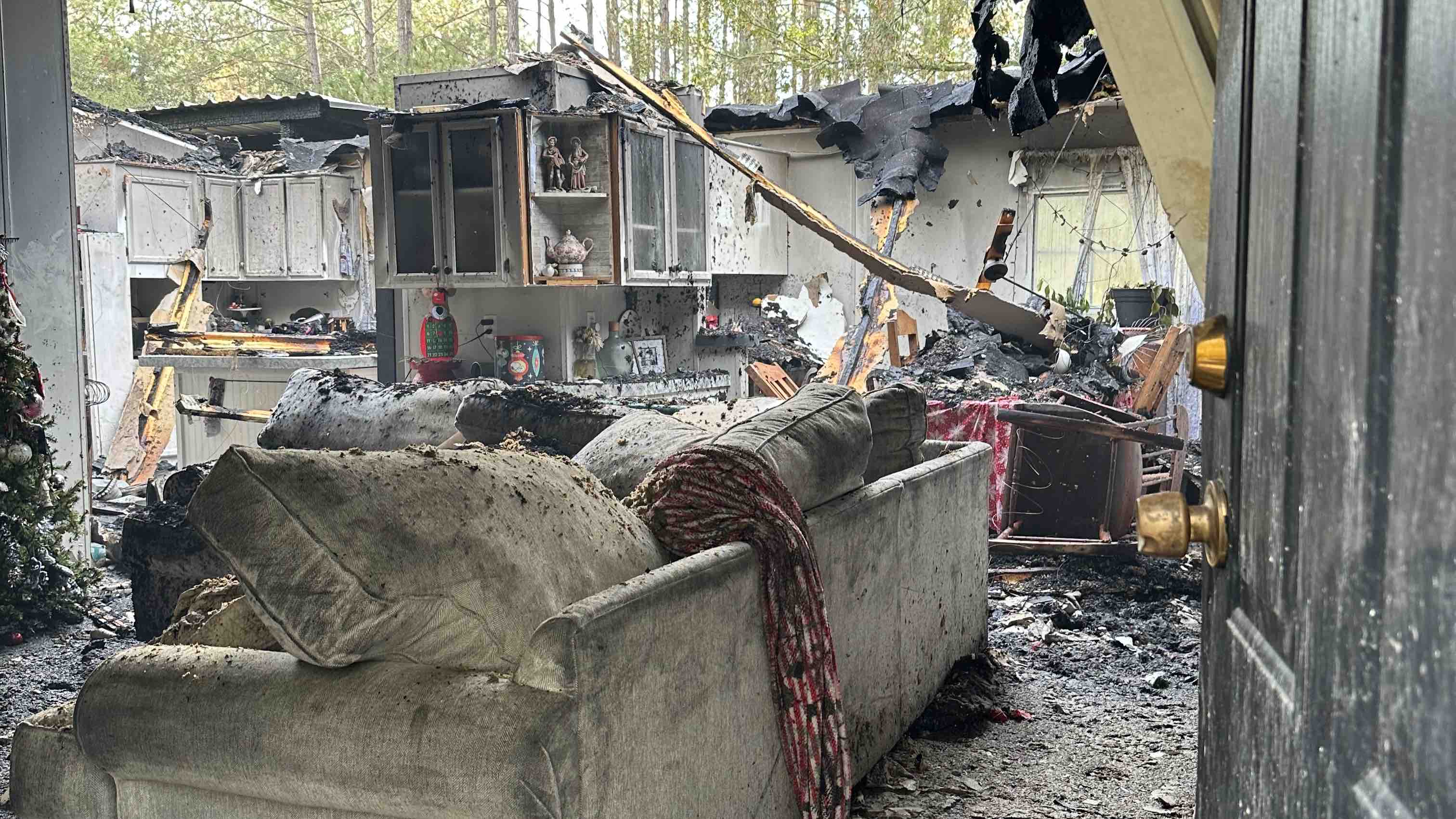 Fundraiser for Michael Pieper by Samantha Pieper : House Fire