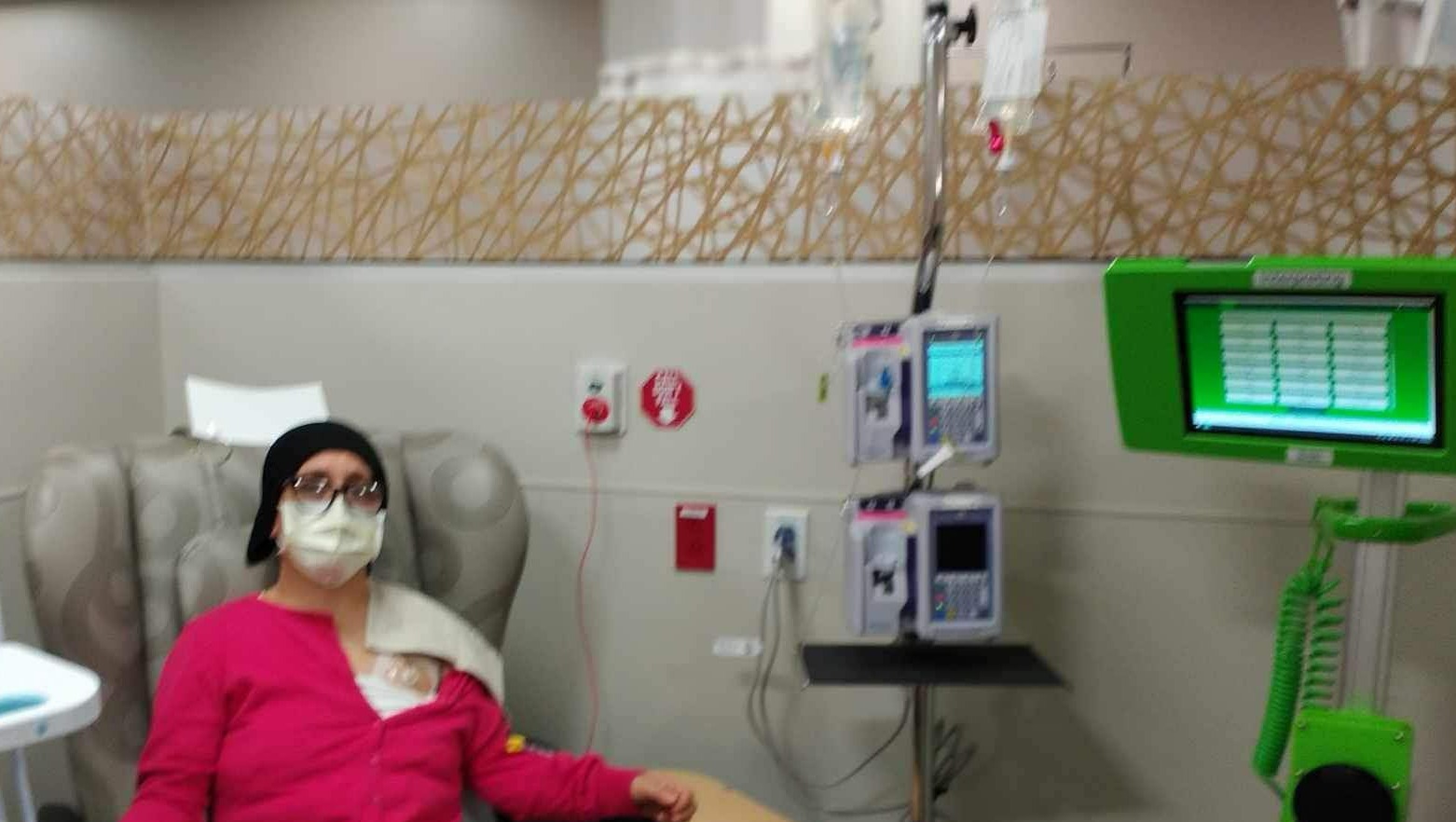 Fundraiser by Redha Kendi : Help Samia Mersel to fight cancer